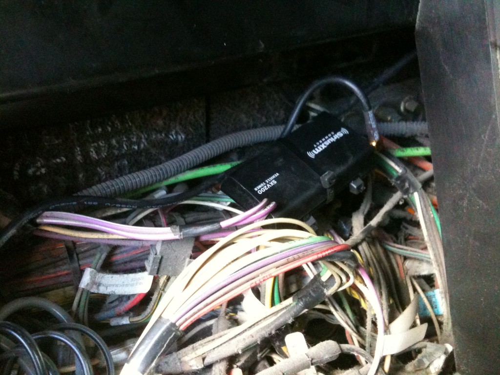 » 2007 Kenworth Alpine Satellite Stereo Installation | Blossom ...